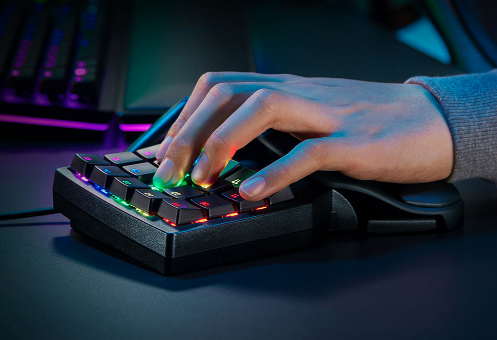 【2024年版最新】Razer Tartarus Pro ゲーミングキーボード徹底解説！高性能なオプティカル左手用キーボード！ | ゲーミング ...